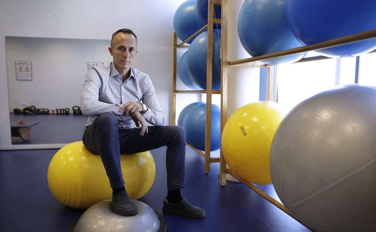 Alejandro Luque: «Con tanto diagnóstico hemos convertido en enfermos a personas sanas» | Diario Sur